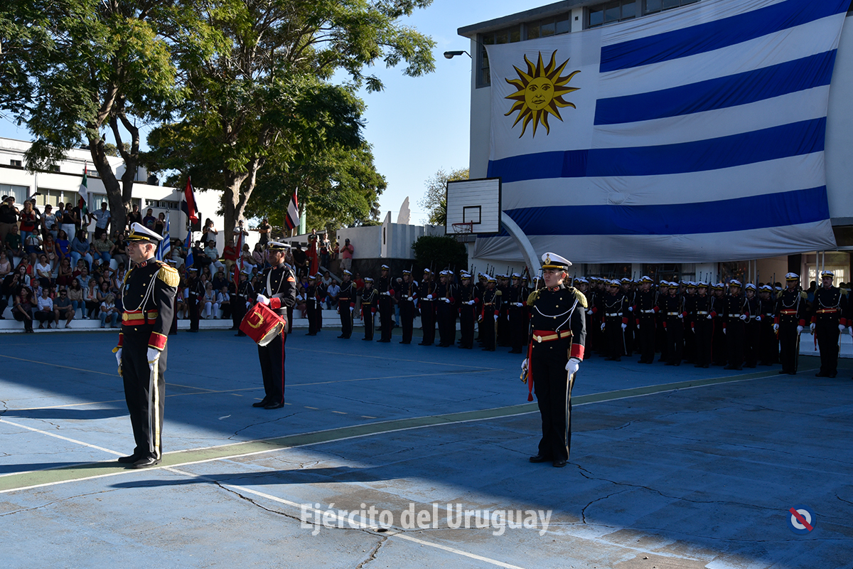 Ceremonia por el 76º aniversario del Liceo Militar - Ejército Nacional