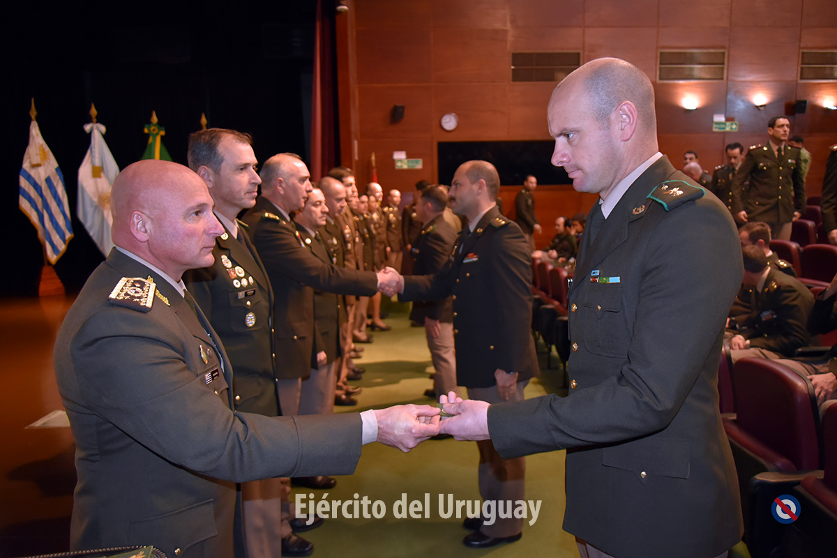 Ceremonias de ascensos de Oficiales - Ejército Nacional
