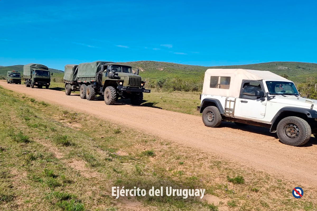 Instrucción con armamento individual y colectivo - Ejército Nacional