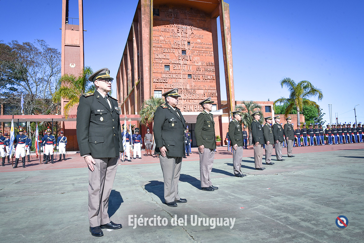 Ceremonia por el Día del Retirado Militar - Ejército Nacional